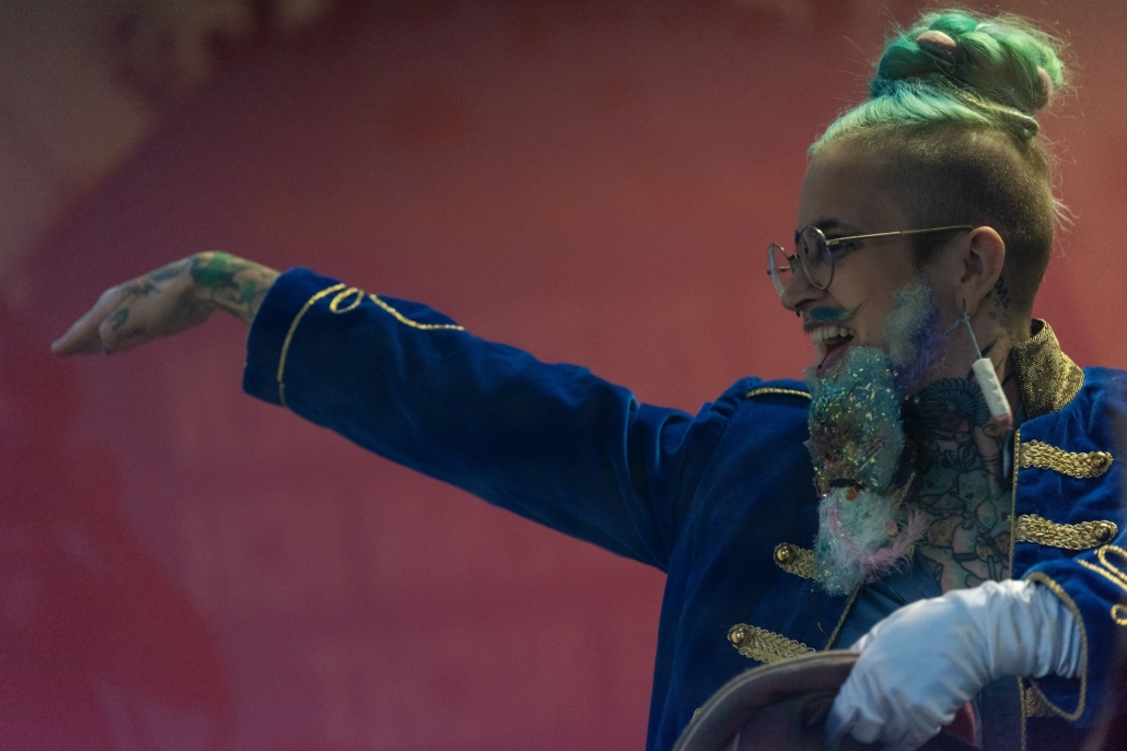 Saddle the horses, O Lords! Alice Moe - Kunstraum